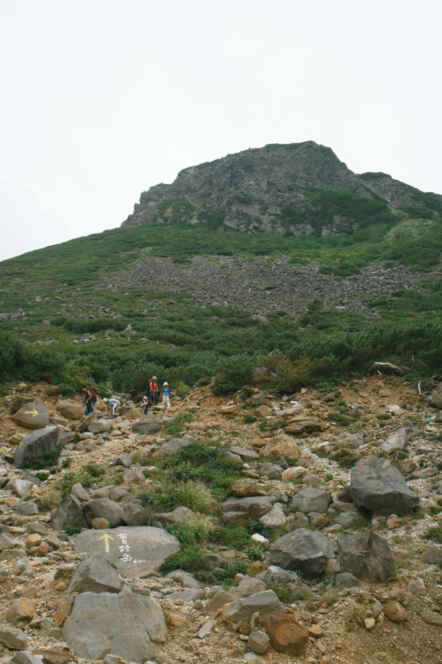 Mt. Furano, Daisetsuzan National Park in Hokkaido // 富良野岳, 大雪山国立公園, 北海道 ...